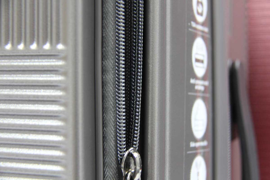 Cabriolet PC Expandable Anti-theft Luggage with Recessed TSA Lock